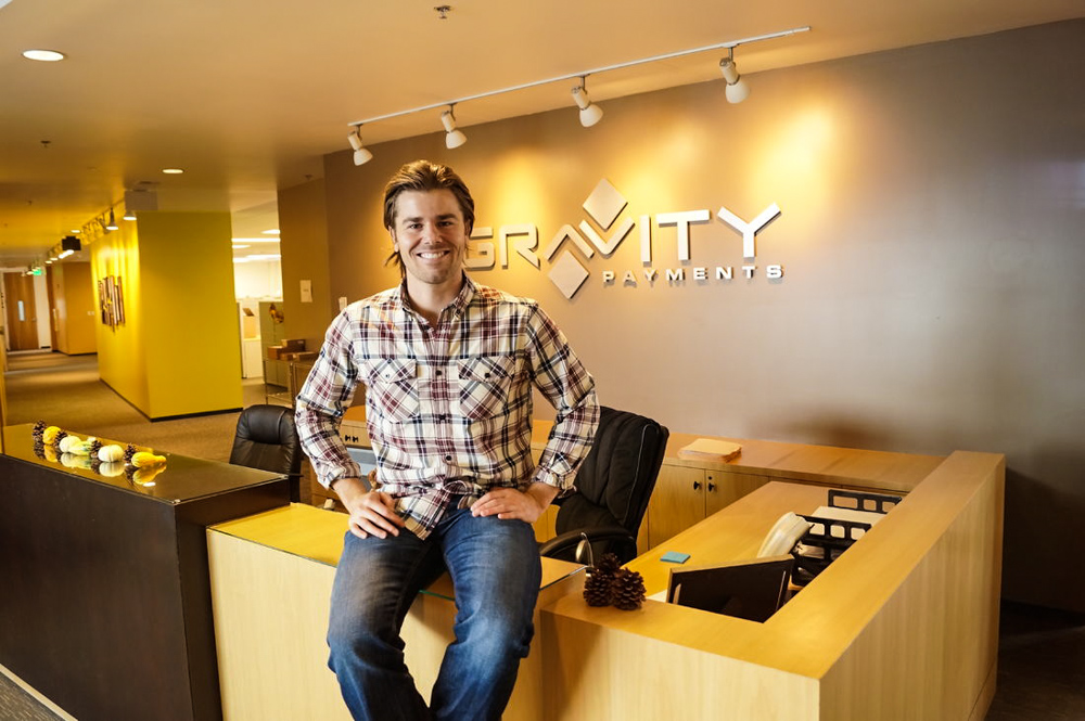 Good Guy CEO cuts his $1 million salary to make the minimum wage ...